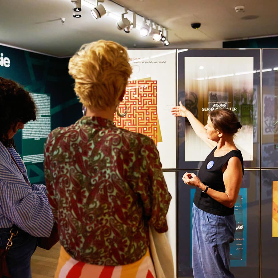 Oliviero Toscani: Photography and provocation | Museum für Gestaltung ...